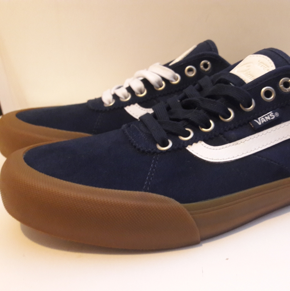 Vans Chima Pro 2 Shoes (Navy Gum White) Size 9men - Gem